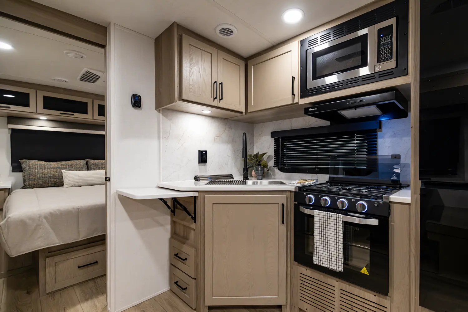 Rockwood Ultra Lite Travel Trailers - Forest River RV